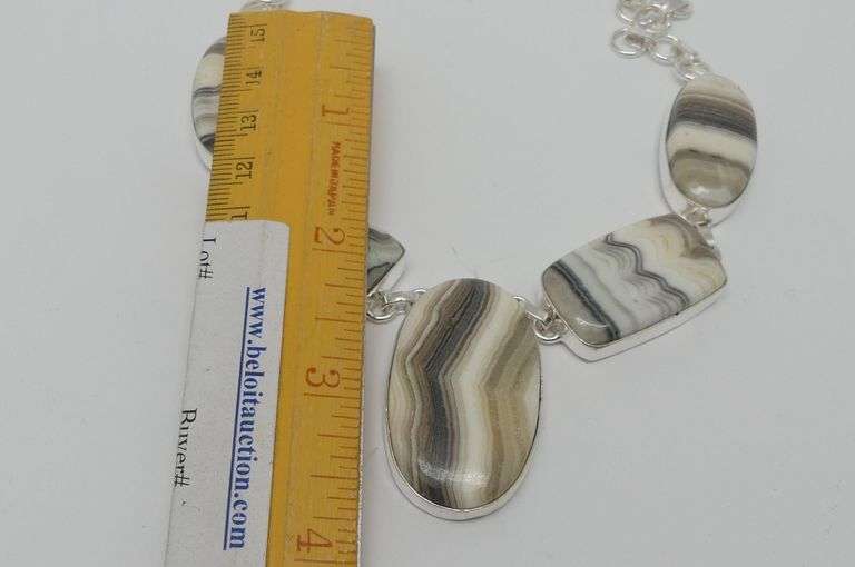 Bonded Silver Agate Necklace - Beloit Auction & Realty