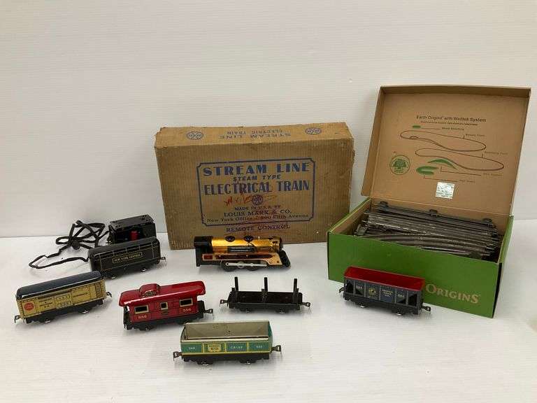 Vintage Louis Marx & Co. Stream Line Electric Train Set... transformer ...