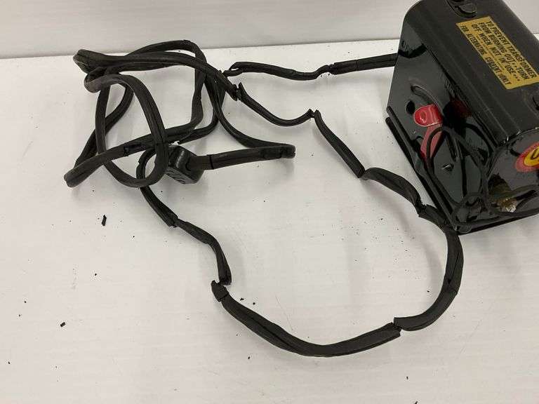 Vintage Louis Marx & Co. Stream Line Electric Train Set... transformer ...