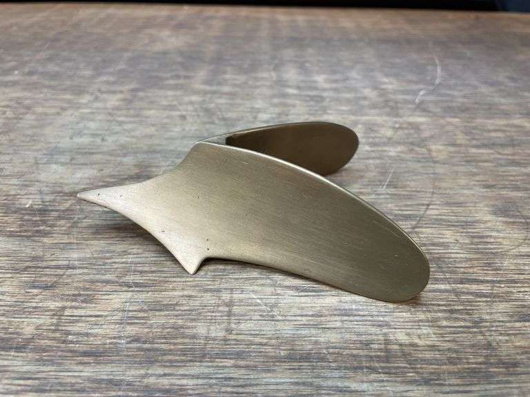 Oliver Hart-Parr 70 Brass Plowshares Radiator Cap Top - Aumann Auctions ...