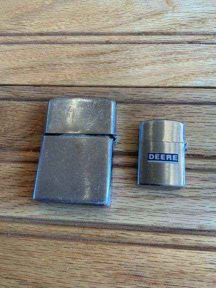 (2) John Deere Lighters - Aumann Auctions, Inc.