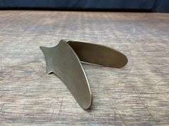 Oliver Hart-Parr 70 Brass Plowshares Radiator Cap Top - Aumann Auctions ...