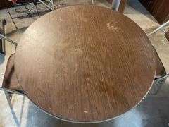 Round Card Table with 3 Folding Chairs - Aumann Auctions, Inc.