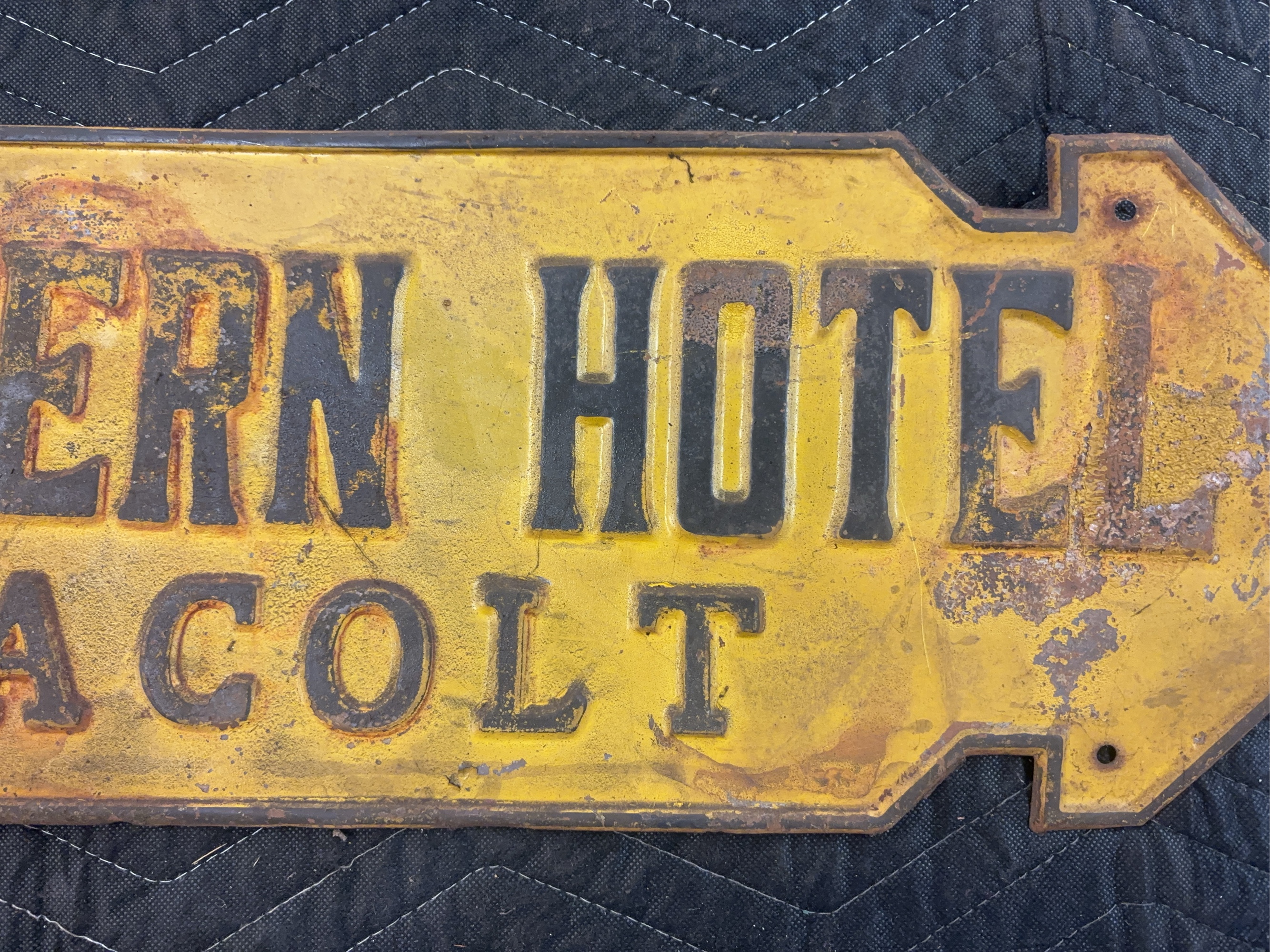 Western Hotel Yacolt Sign