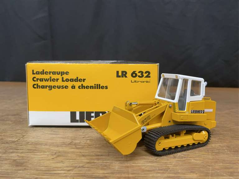 1/50 Liebherr LR 632 Crawler Loader NIB Conrad - Aumann Auctions, Inc.