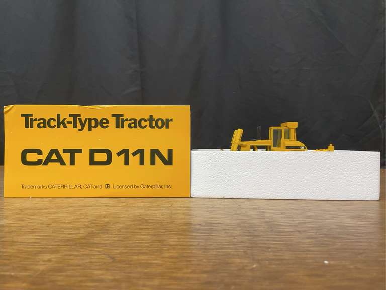 1/50 Caterpillar D11N Crawler NIB Conrad - Aumann Auctions, Inc.