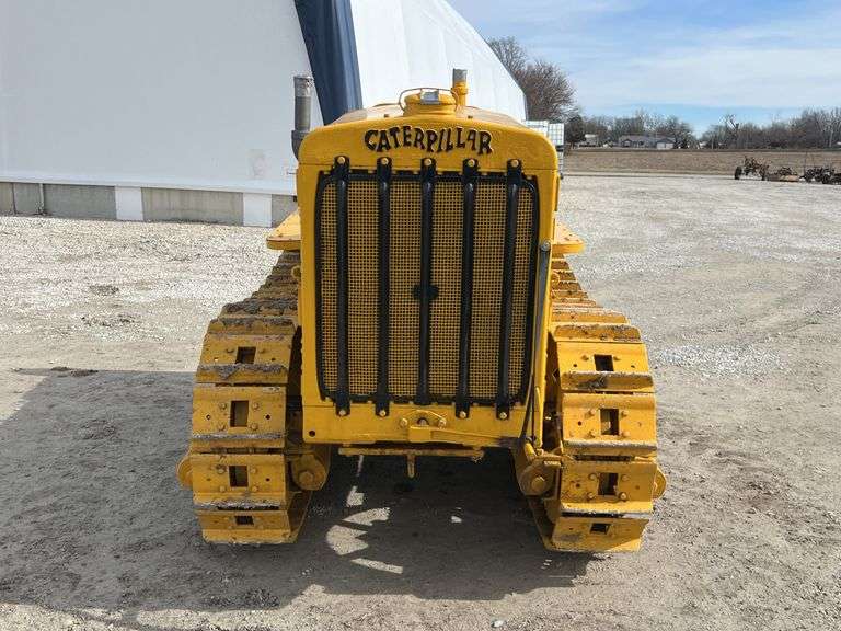 Caterpillar 15 Crawler Tractor - Aumann Auctions, Inc.