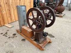 1hp Gemmer Inverted Engine - Aumann Auctions, Inc.