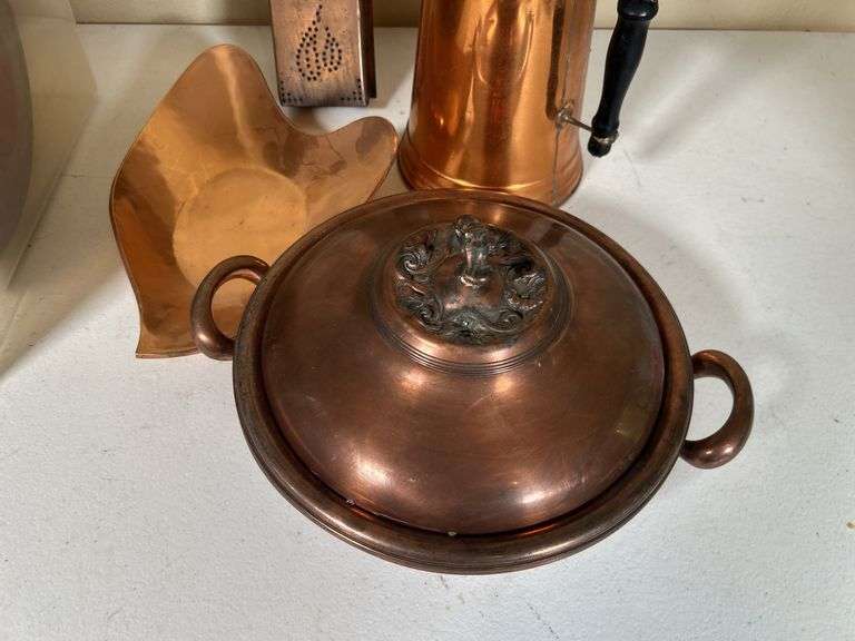 Lot of misc copper items - Aumann Auctions, Inc.