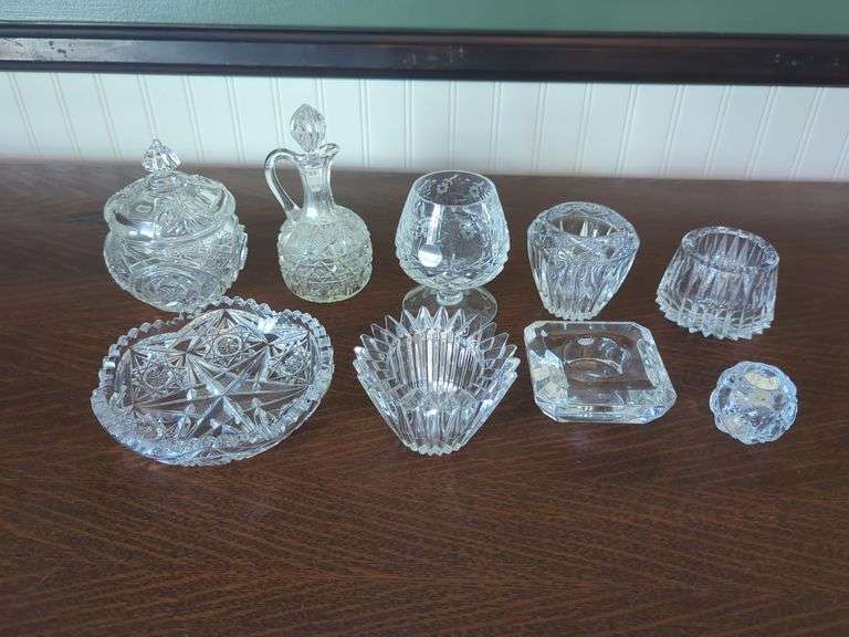 Glassware - Assorted - Aumann Auctions, Inc.