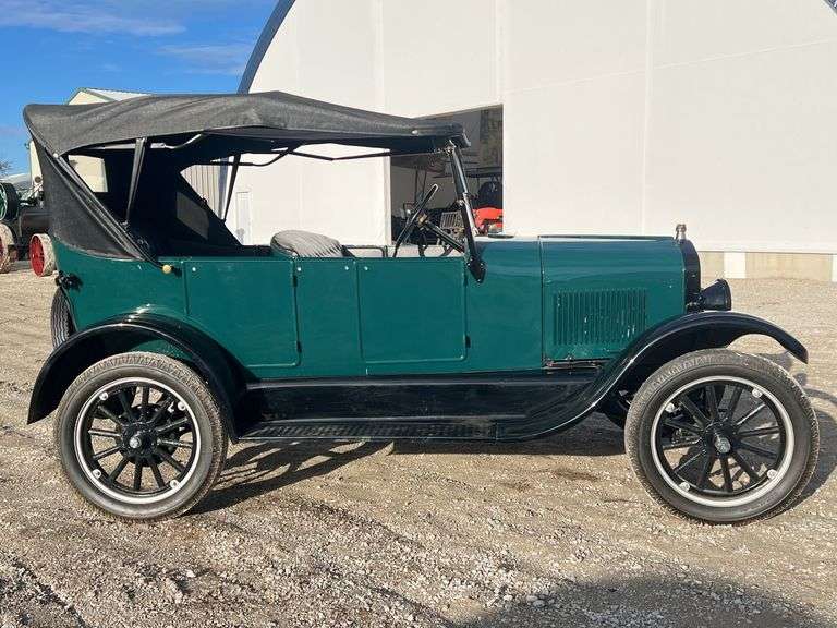 1926 Ford Model T Touring - Aumann Auctions, Inc.