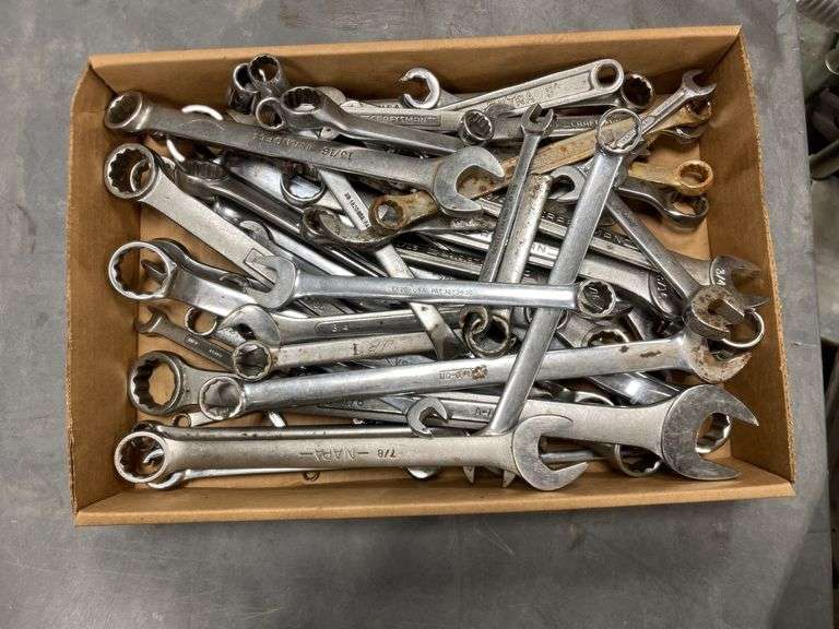 Assorted Wrenches - Aumann Auctions, Inc.
