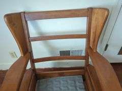 Sprague Carleton Maple Chair - Aumann Auctions, Inc.