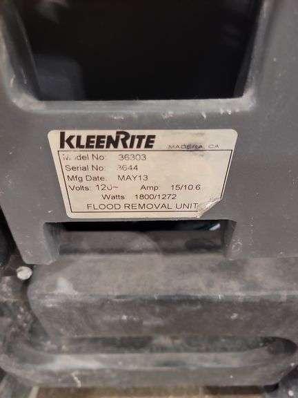 KleenRite Mega Flood Extractor - Aumann Auctions, Inc.
