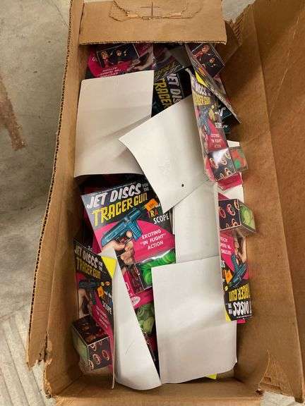 Case of Vintage Tracer Gun Jet Discs NIB - Aumann Auctions, Inc.