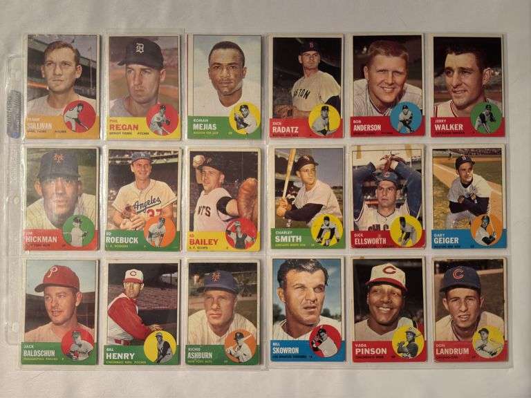 (36) 1963 Topps Baseball Cards - Aumann Auctions, Inc.