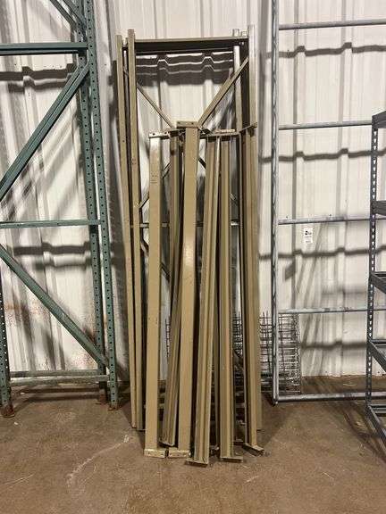 Brown Pallet Racking - Aumann Auctions, Inc.