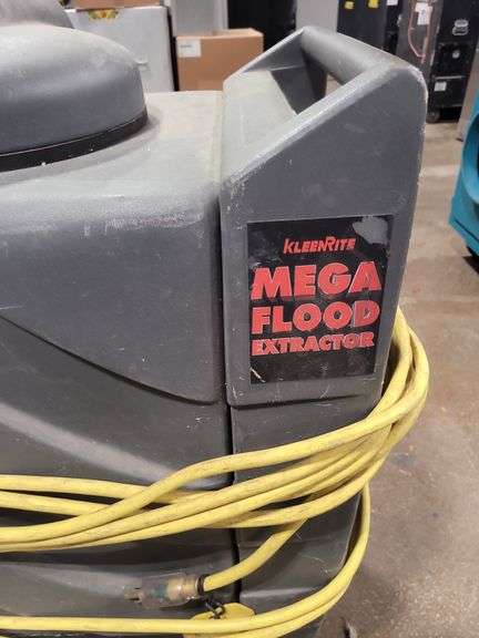 KleenRite Mega Flood Extractor - Aumann Auctions, Inc.