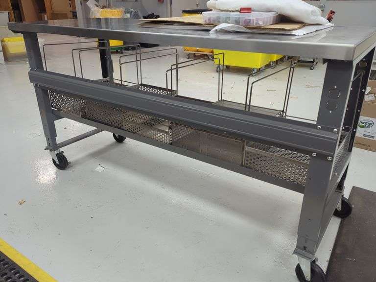 Uline Heavy Duty Rolling Work Station with (5) Drying Racks - 6 Ft ...