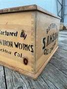 Samson Battery Box - Aumann Auctions, Inc.