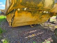 Caterpillar 463 pull scraper - Aumann Auctions, Inc.