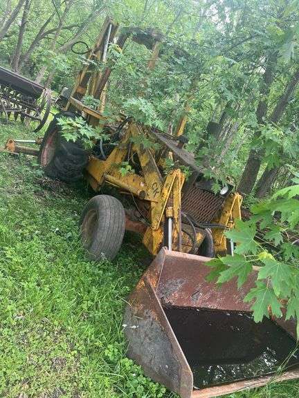 Case Backhoe - Aumann Auctions, Inc.