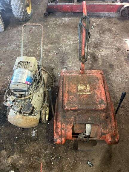 Old Hunter Wheel Balancer And Small Air Compressor - Aumann Auctions, Inc.