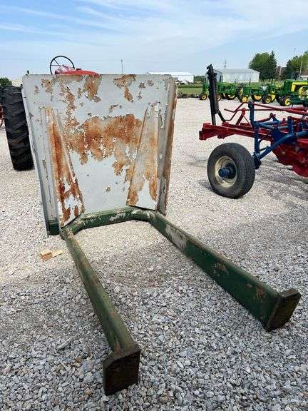 Tractor ROPS with canopy - Aumann Auctions, Inc.