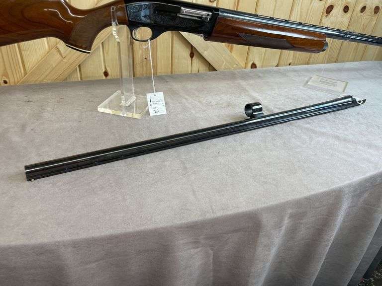 Smith & Wesson Model 1000 12 Gauge Semiauto Shotgun - Aumann Auctions, Inc.