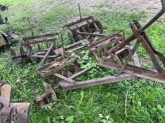 Pull Behind Disc - Aumann Auctions, Inc.