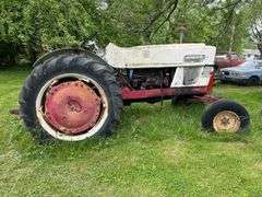 Ford 6000 Tractor - Aumann Auctions, Inc.