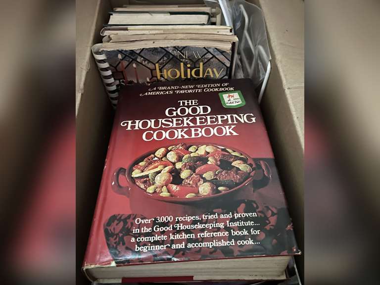 Shed… Cookbook assortment, see pictures for details. - L.W. Benton ...
