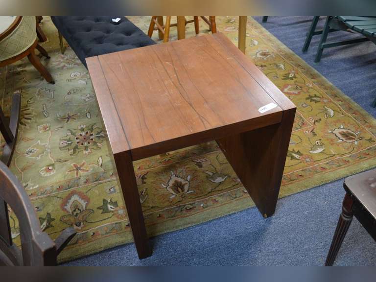 HEAVY SIDE TABLE 24" X 24" X 23" H - L.W. Benton Company, Inc.