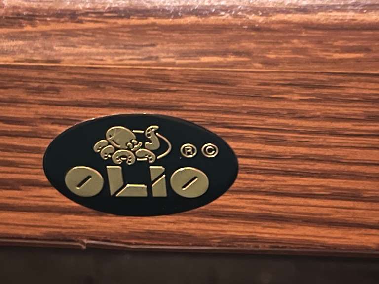 C…OLIO 8’ DROP POCKET POOL TABLE, COMES WITH BALLS, AND POOL CUES ...