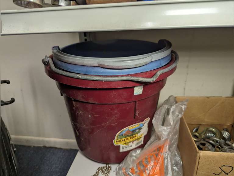 ALL ITEMS ON BOTTOM SHELVING MARKED 1555 INCLUDING HOOKS, CHAIN ...