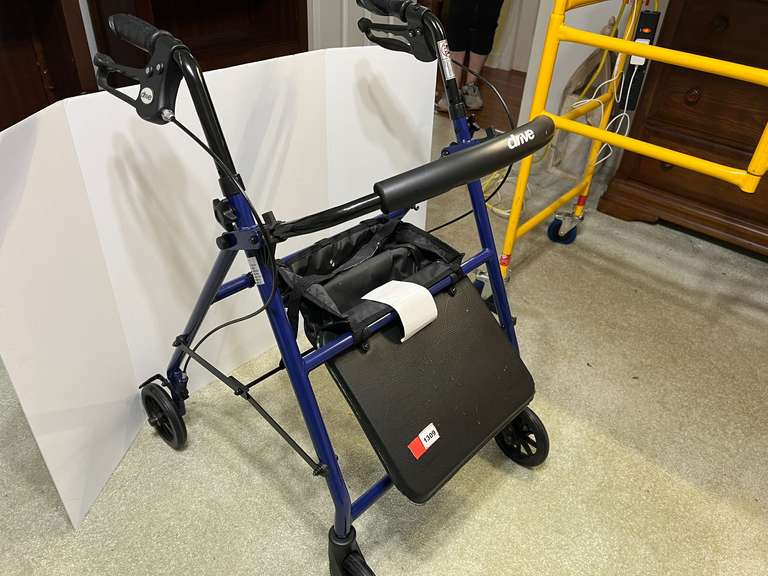 MASTER…DRIVE ROLLING WALKER WITH SEAT, SEE PICTURES FOR DETAILS. - L.W ...