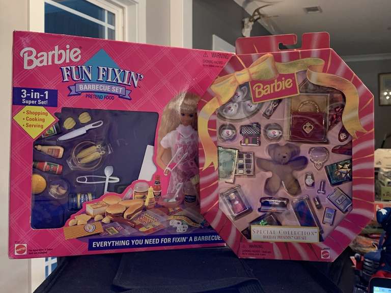 BARBIE "FUN FIXIN' BARBECUE SET" & BARBIE "SPECIAL COLLECTION HOLIDAY ...