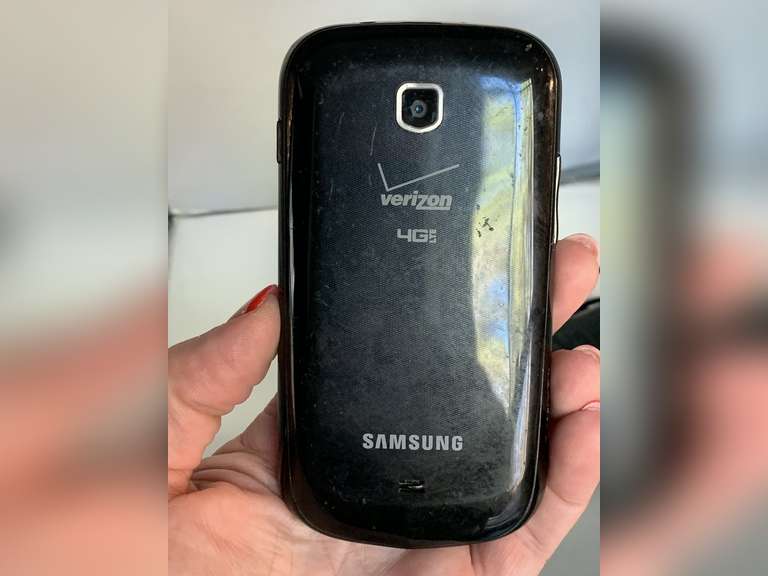 SAMSUNG VERIZON 4G LTE WITH CHARGER & BLACK KENNETH COLE REACTION ...