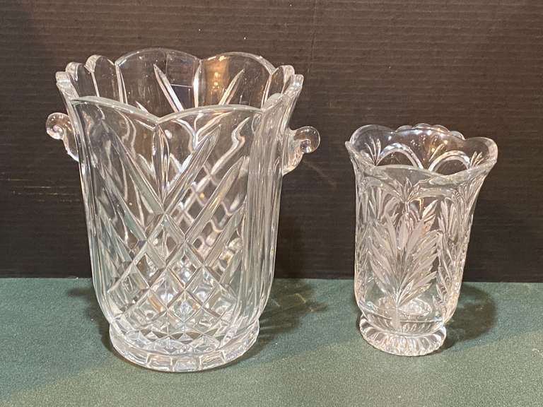 KIT… Beautiful large Imperial crystal vase, also includes a crystal ...
