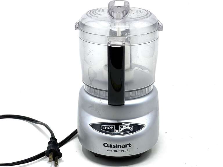 Kitchen… Cuisinart mini prep food processor, powers up, see pictures ...