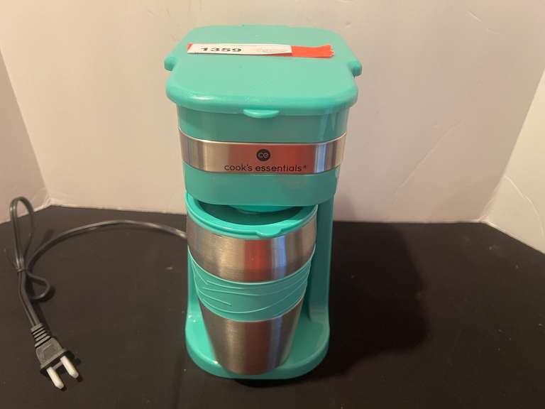 BR2… Cooks Essentials single cup coffee maker with cup, appears to have ...