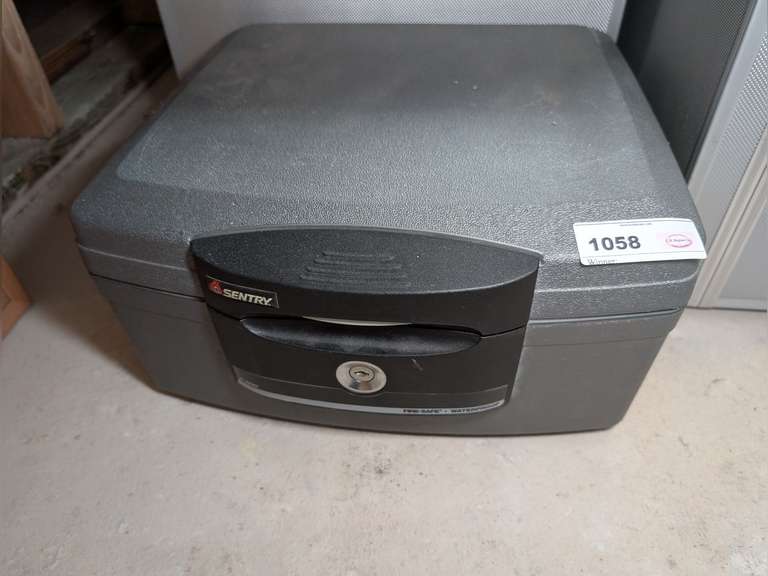 SENTRY SAFE H2100 FIREPROOF AND WATERPROOF STORAGE CASE - DINING ROOM ...