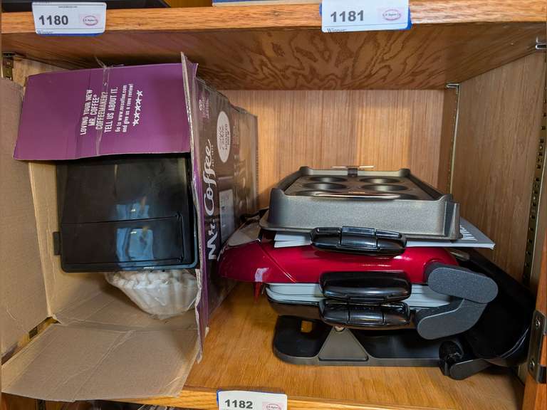 GEORGE FOREMAN EVOLVE GRILL SYSTEM AND MR COFFEE COFFEE MAKER - KITCHEN ...