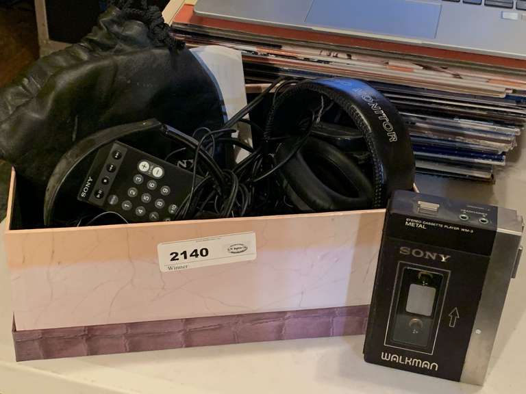 VINTAGE METAL SONY WALKMAN STEREO CASSETTE PLAYER WM-3 & BOX OF MISC ...