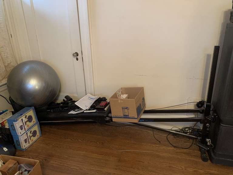 EXTRA LARGE SILVER FITNESS BALL & TOTAL GYM PLATINUM EXERCISE MACHINE ...