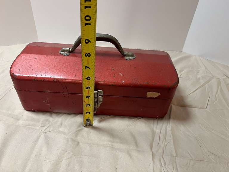 APT… Small metal toolbox with assorted hand tools, see pictures for ...