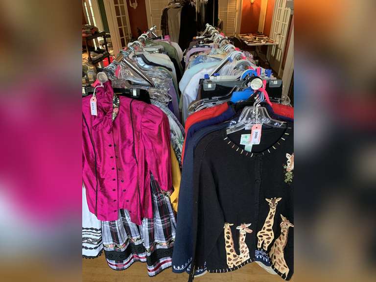 HEAVY DUTY ROLLING DOUBLE SIDED CLOTHES RACK ***SPECIAL PICKUP ONLY ...