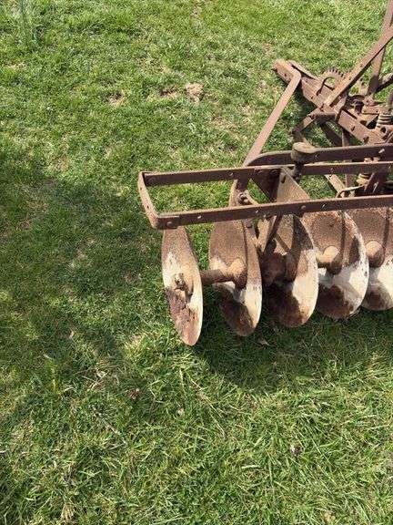 Pull-Behind Disc Harrow Farm Implement - Ford Brothers, Inc.