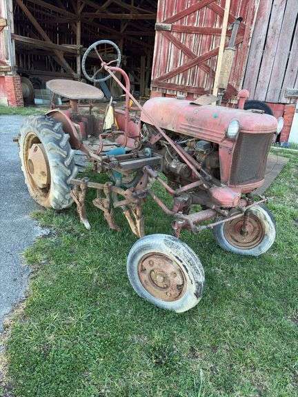 FCUB International F-Cub Tractor with Cultivator Attachment - Ford ...