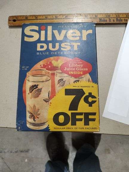 VINTAGE FULL BOX OF SILVER DUST BLUE DETERGENT WITH LIBBY JUICE GLASS ...